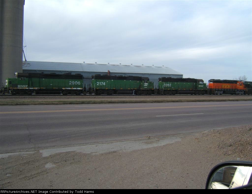 BNSF 2906